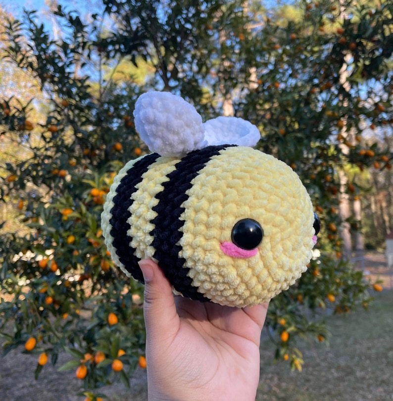 Crochet Bee Plushie: Soft Amigurumi Bee - Etsy
