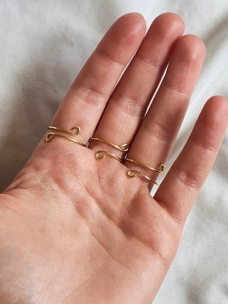 Crystal Daisy Flower Beaded Ring, Adjustable Daisy Wire Ring, Stacking ...