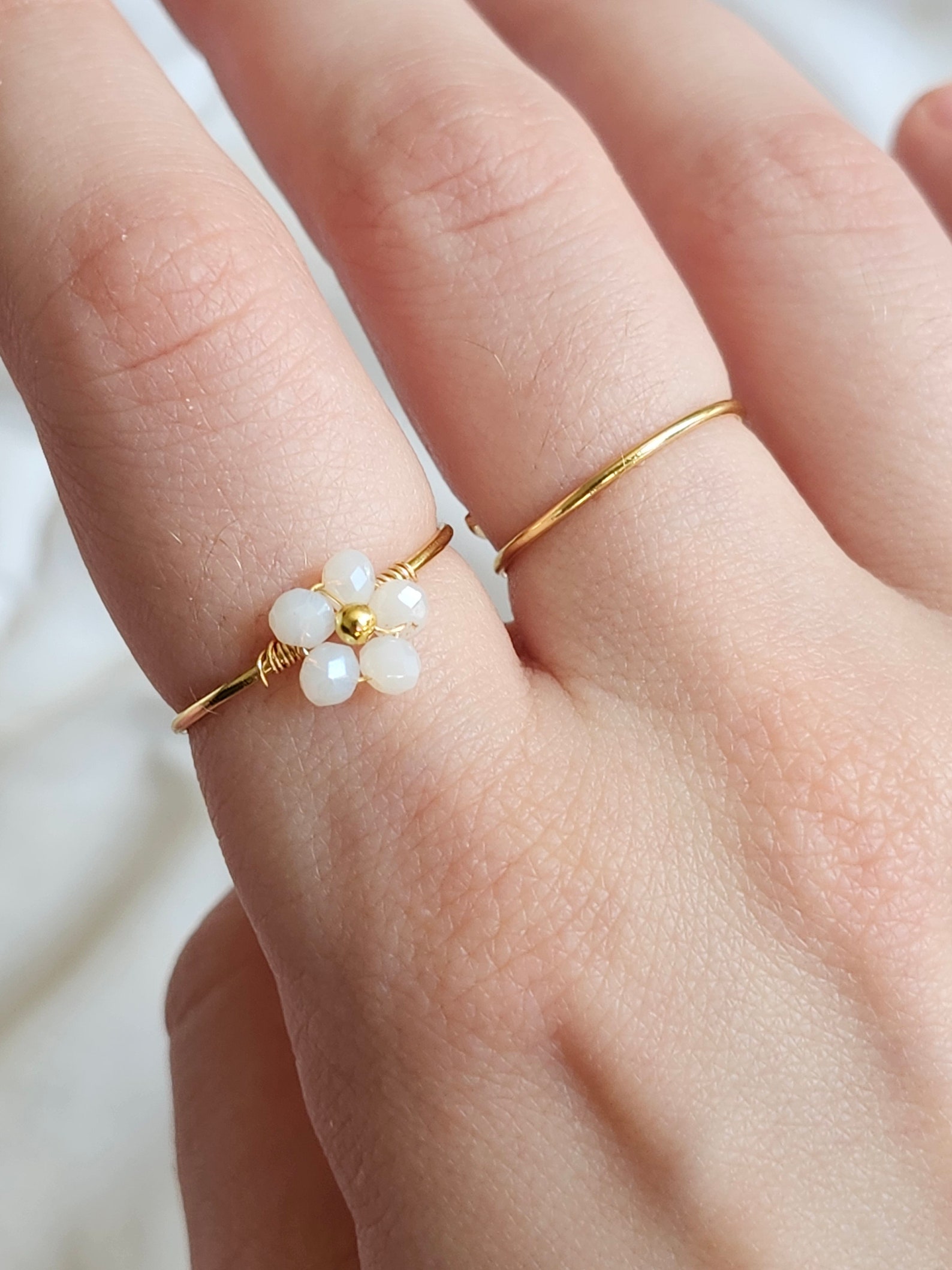 Crystal Daisy Flower Beaded Ring, Adjustable Daisy Wire Ring, Stacking ...