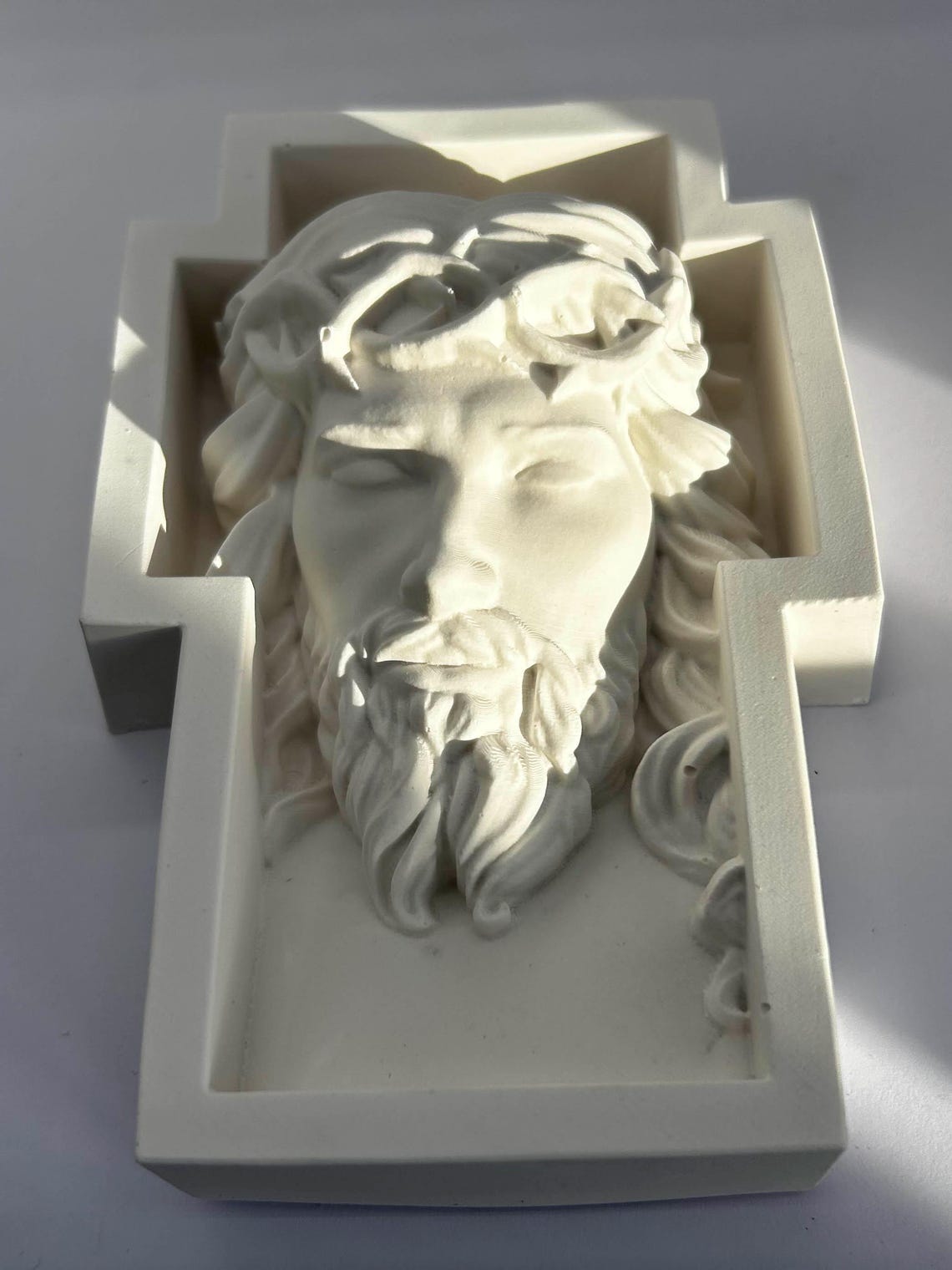 Jesus Christ Porcelain Wall Sculpture Religious Home Decor 15cm X 9cm X ...