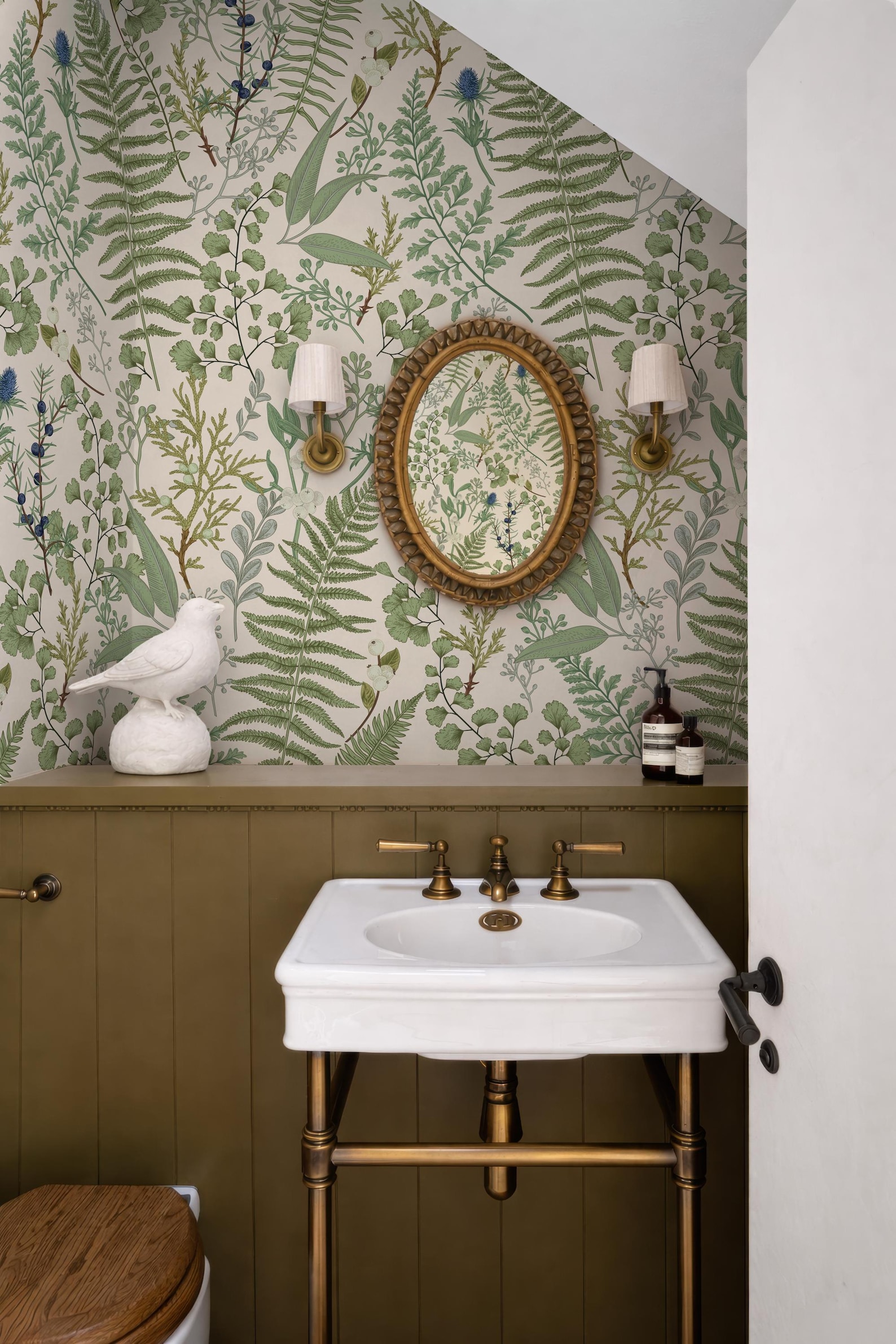 Antique Fern Cottage Peel and Stick Removable Wallpaper, Beige Bedroom ...