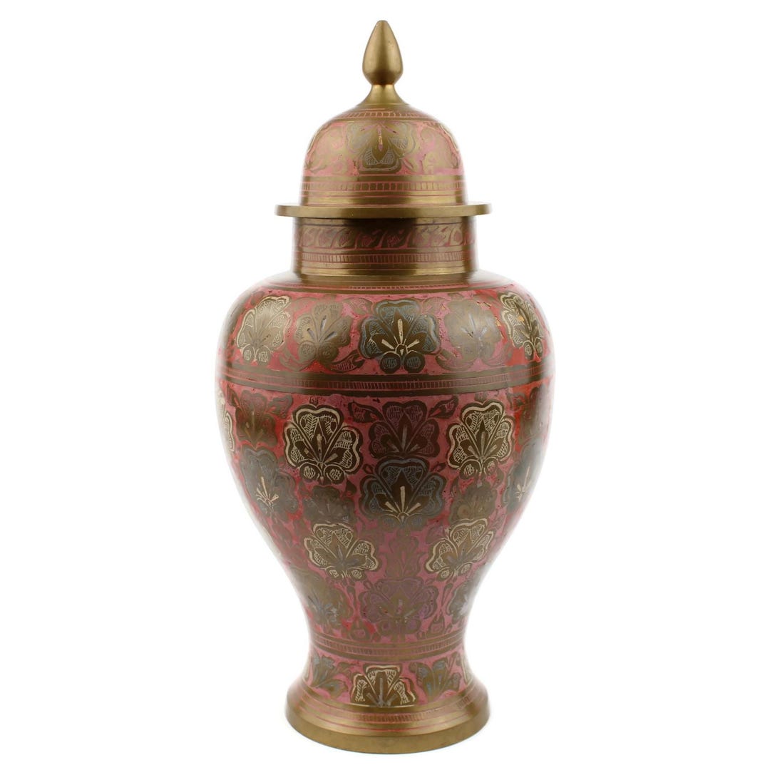 Pote de gengibre vintage em latão gravado, urna com ornamentos florais ...