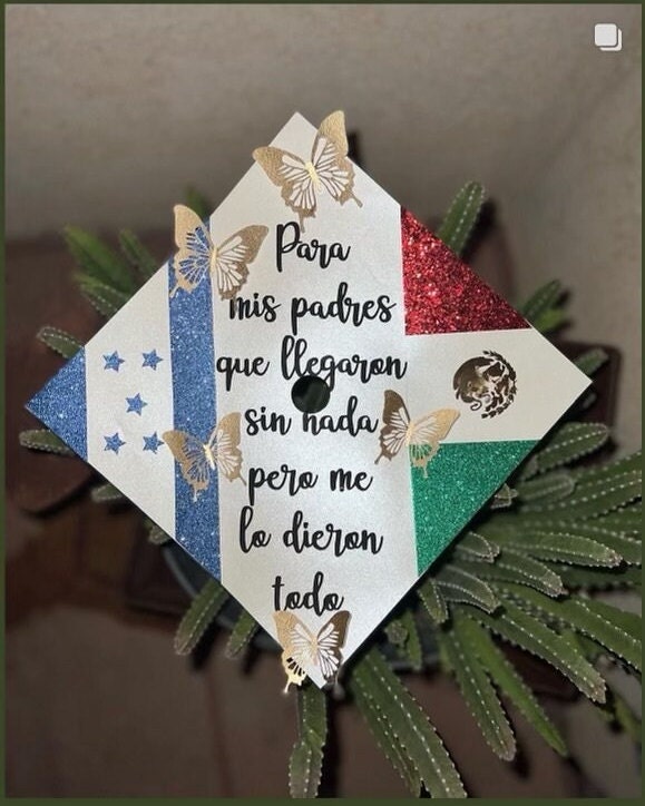 Custom Graduation Cap Topper - Etsy