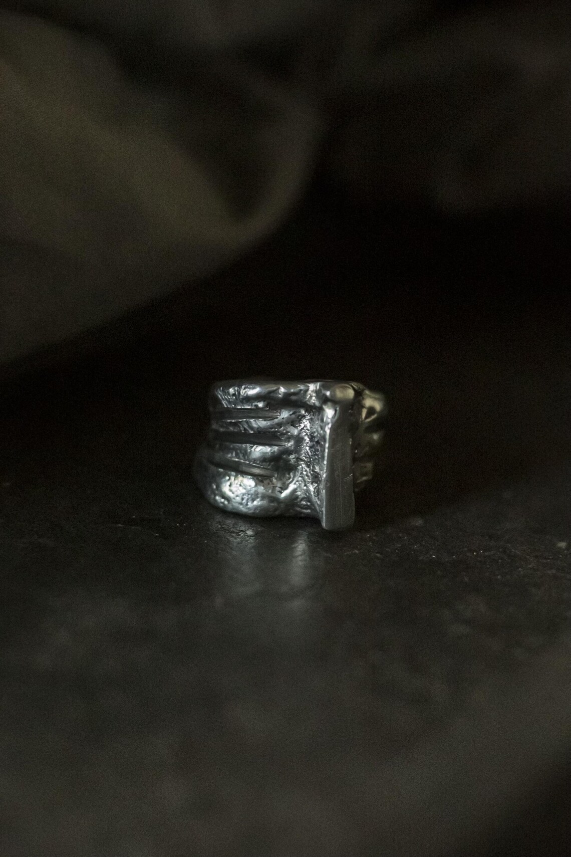 DENDUR / Stacked Brutalism Ring / - Etsy