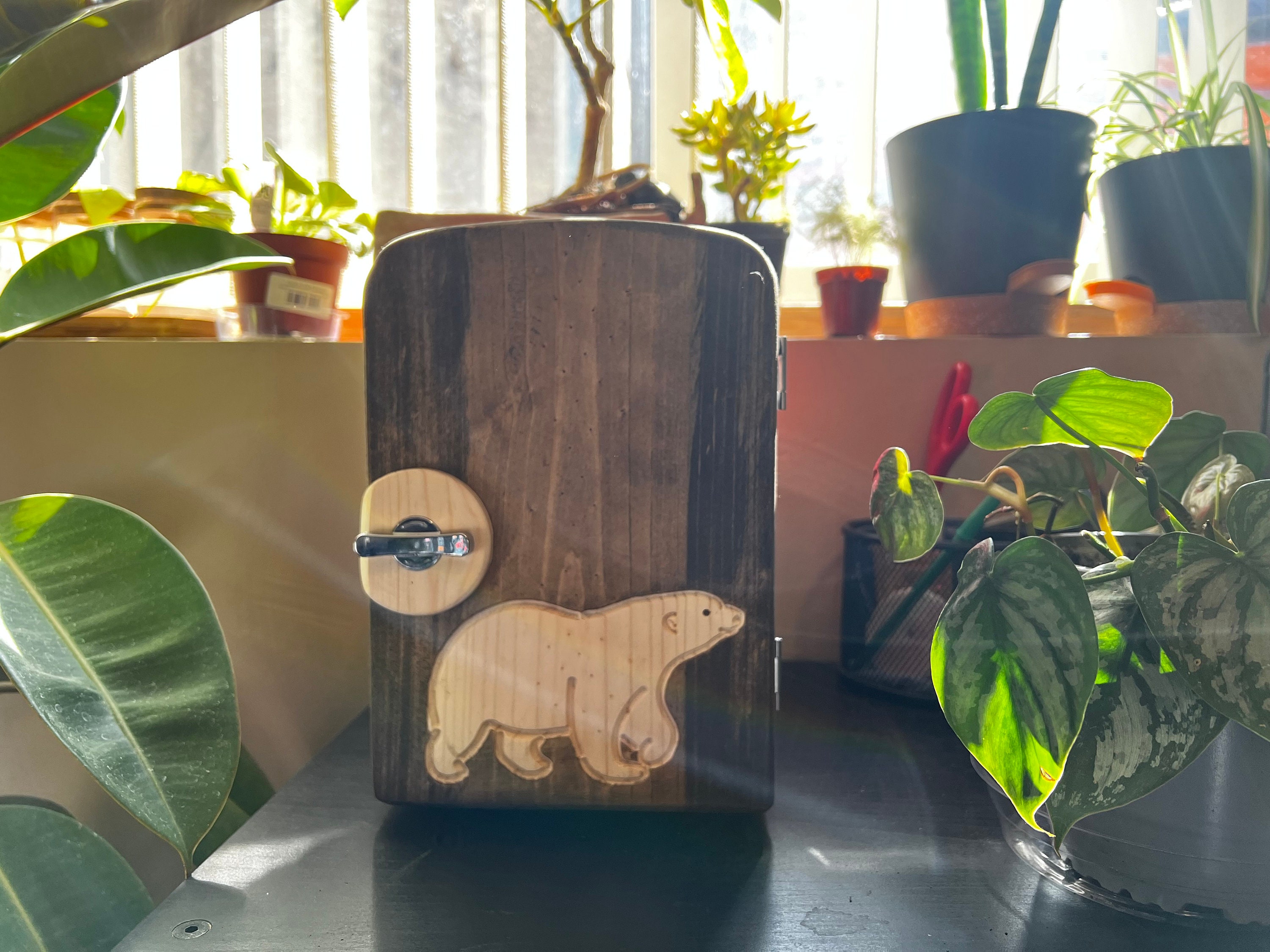 Custom Wood Door Mini Fridge | Mini Fridge | Small Drinks Fridge ...