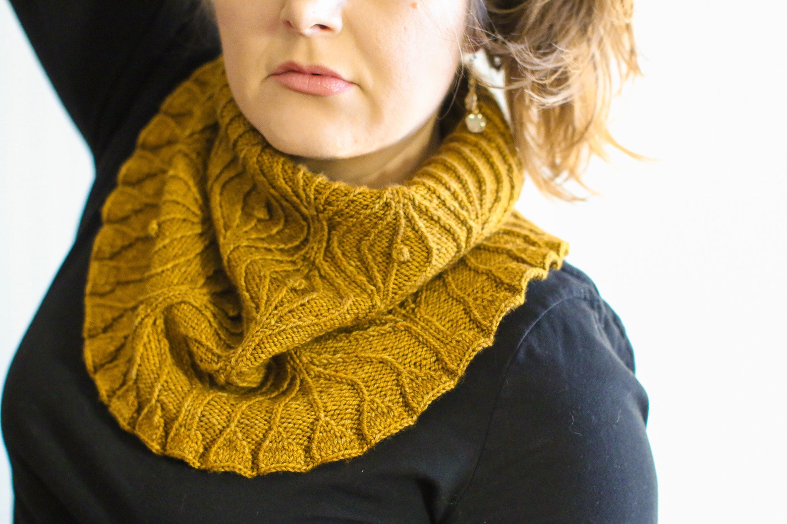 Knitting Pattern: Nouverie Cowl | Instructions to Knit Art Nouveau ...