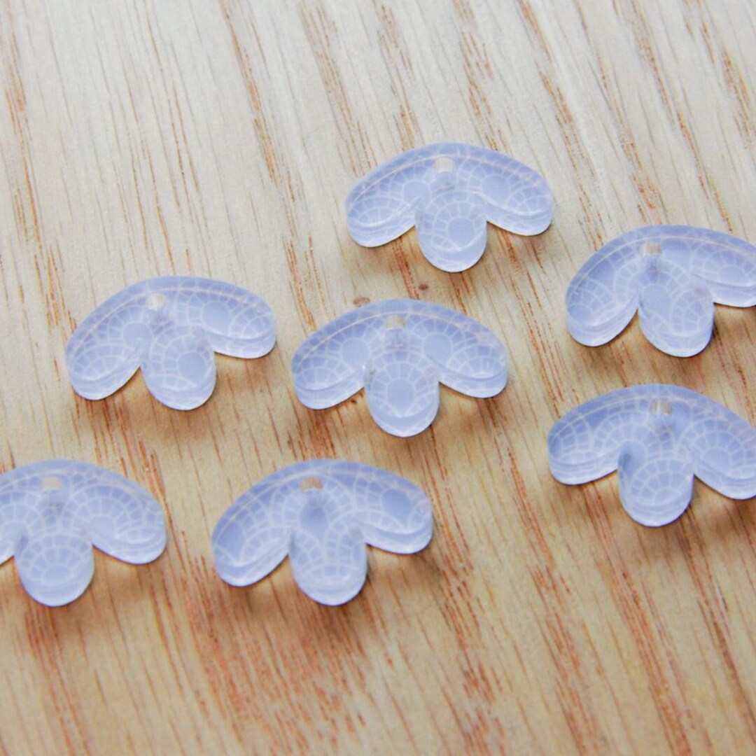 Clear Acrylic - 2cm Half Flower - 1 Hole - Winter Picnic - 04- Earring ...