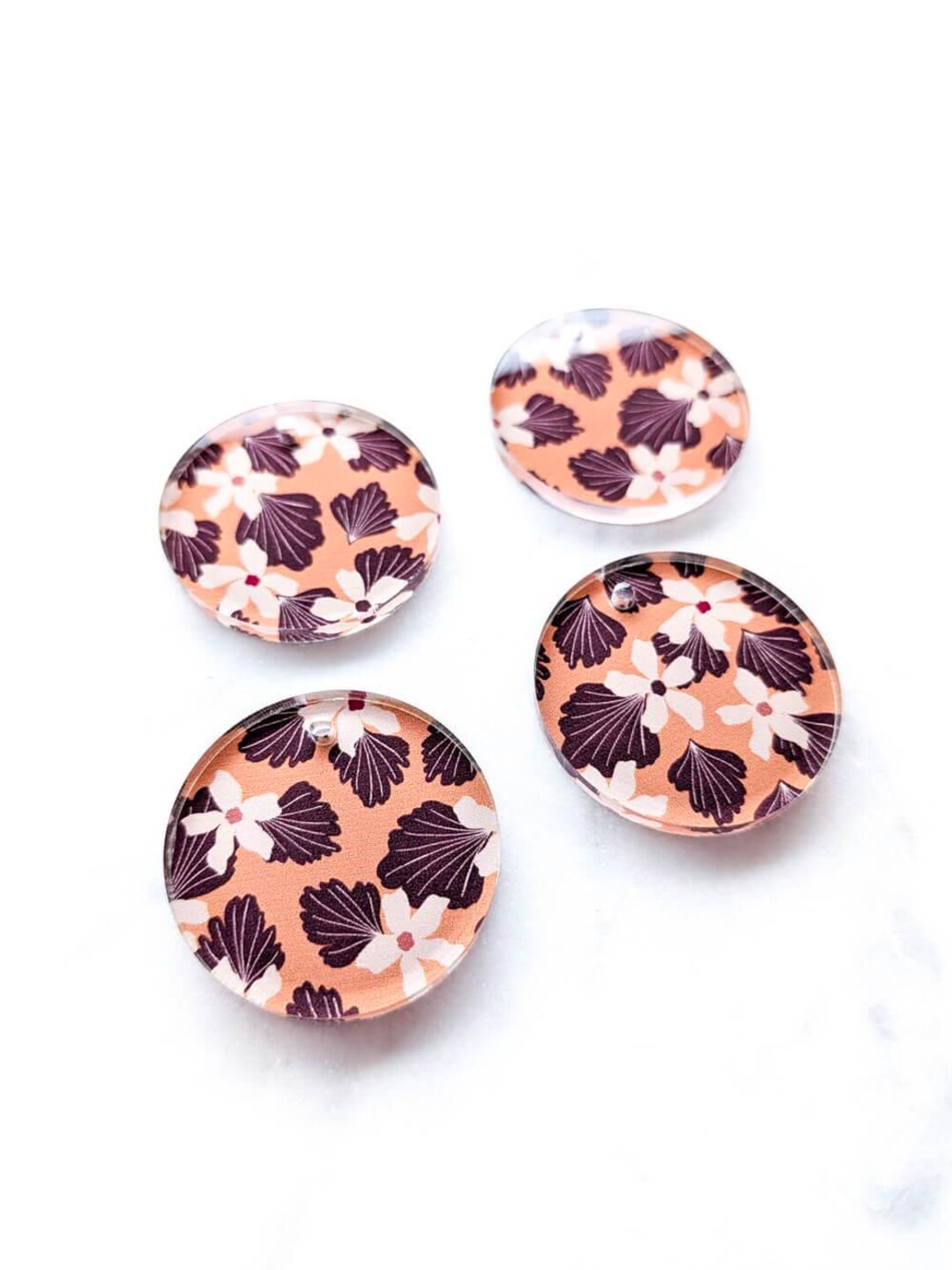 Clear Acrylic - 3cm Irregular Circle - 1 Hole - Australiana - 62 ...