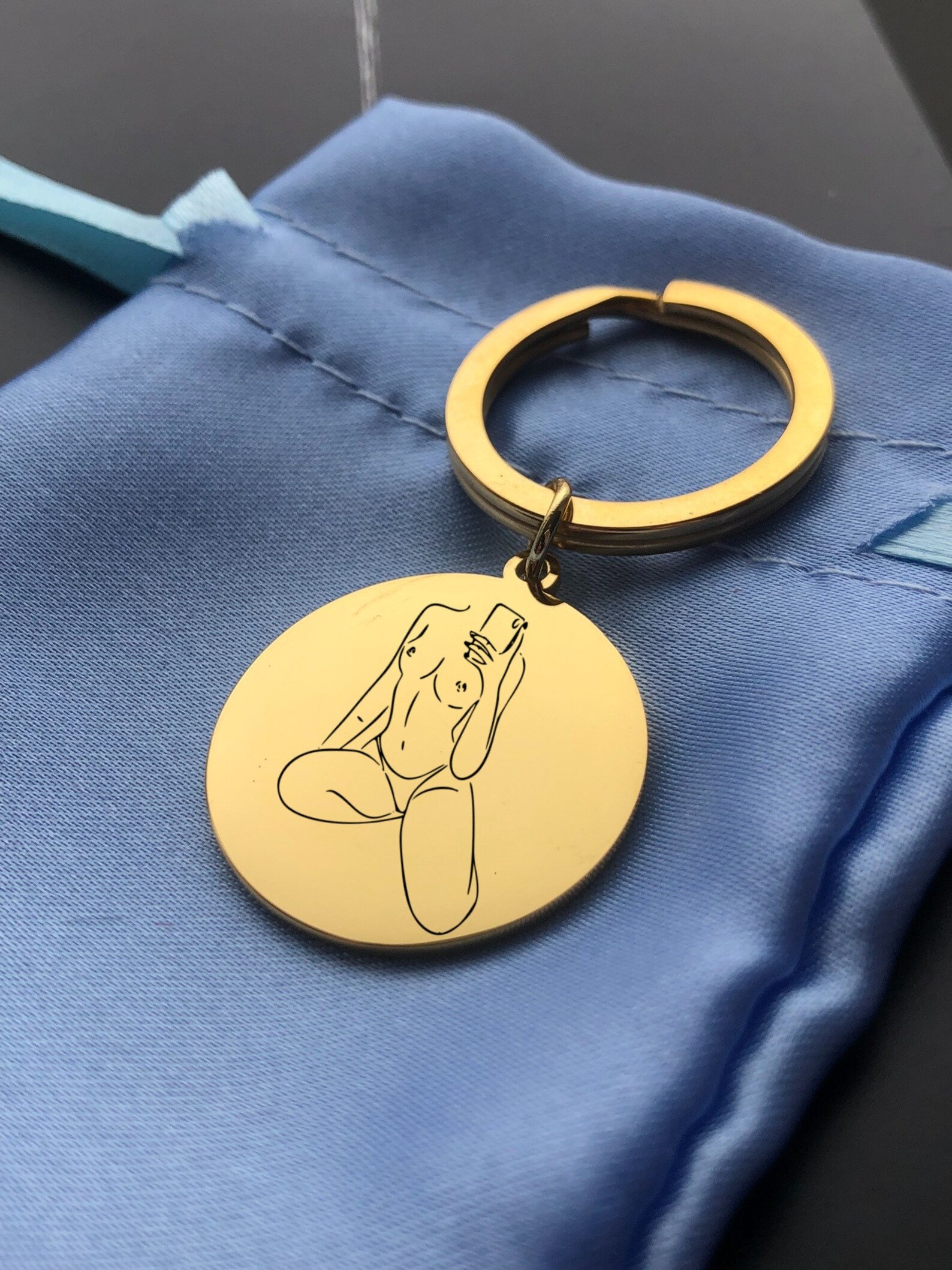 Sexy Selfie, Erotic Photo Keychain, Best Gift for Boyfriend, 18k Colour ...