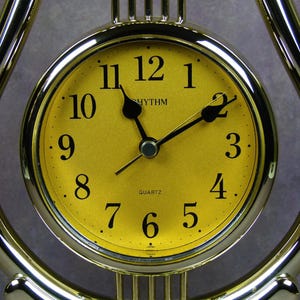 Vintage Rhythm Quartz Mantel Clock Gold Plastic, Made in Japan, - Etsy