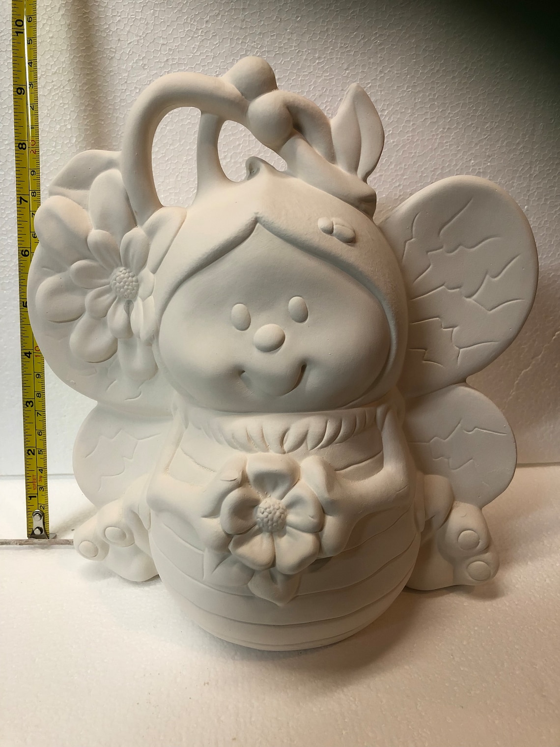 Spring - Clay Magic - “anna Buzzing Bee” - 3744 - Ready to Paint ...