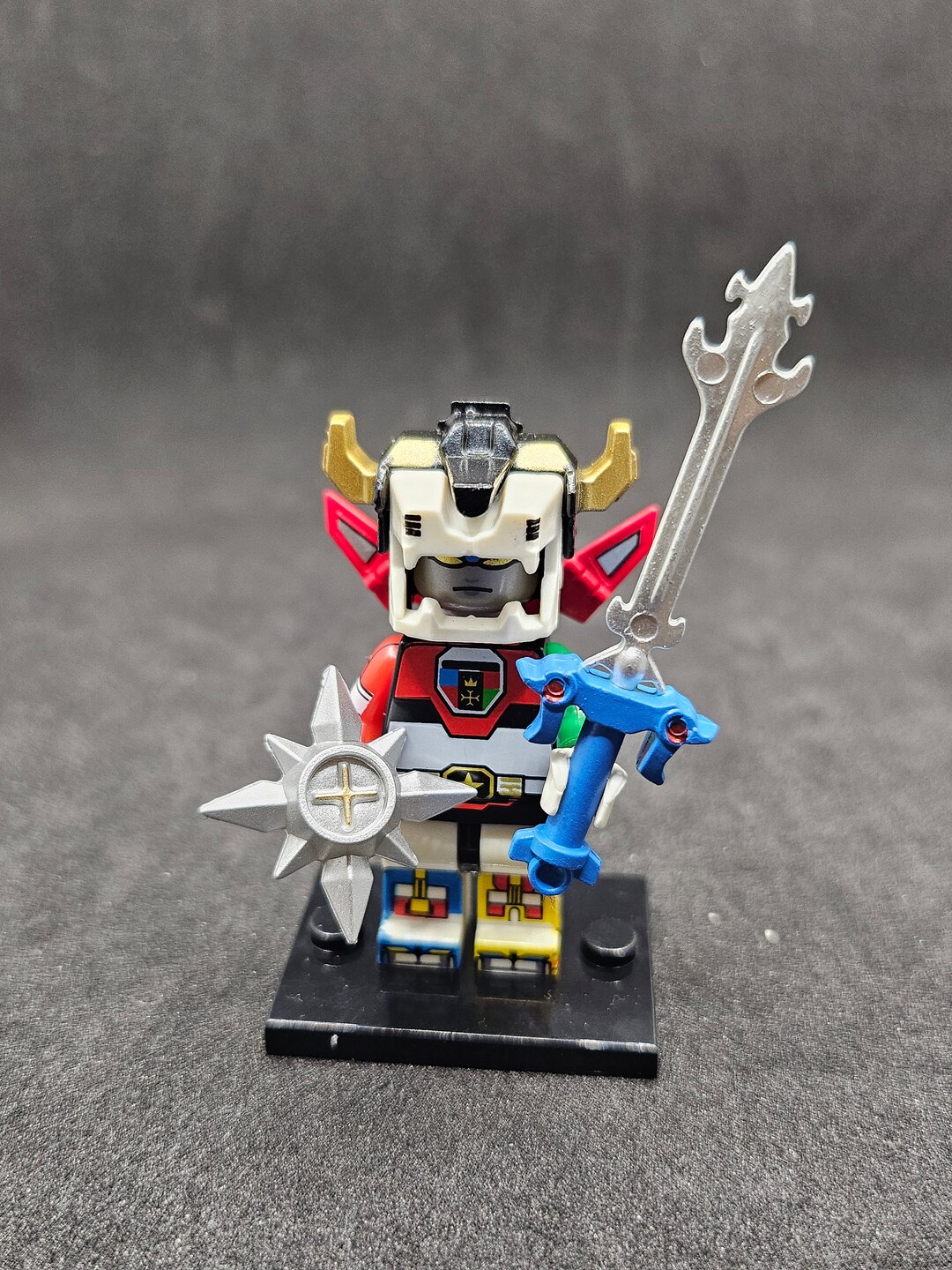 Voltron Voltron Minifigure - Etsy