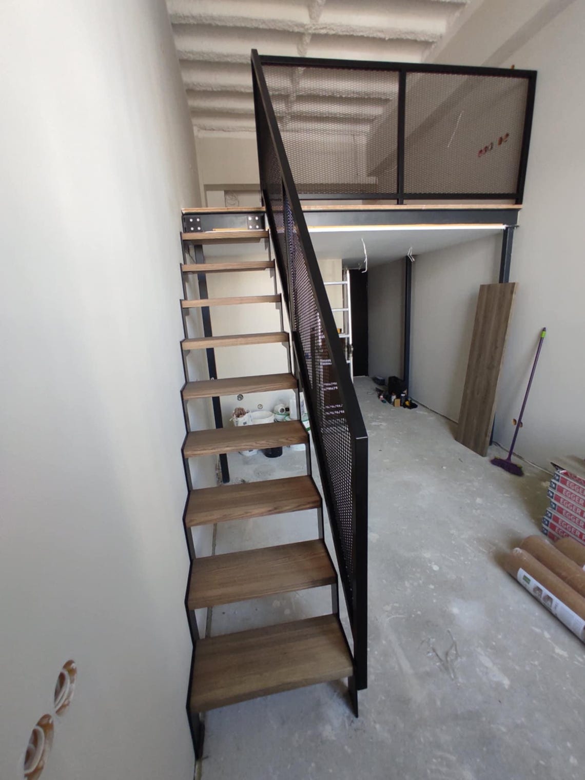 Loft-style Metal Stairs With Wooden Steps – Modern and Industrial ...