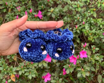 Blueberry Keychain Crochet Blueberry Fruit Keychains Amigurumi Crochet ...
