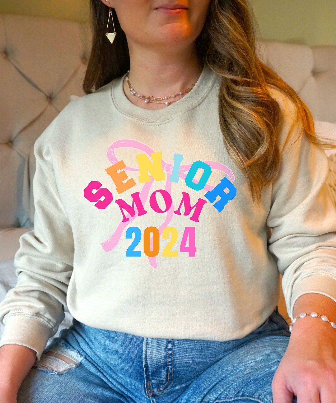 Senior Mom 2024 Pink Bow Coquette Sweatshirt, High School Grad, College ...