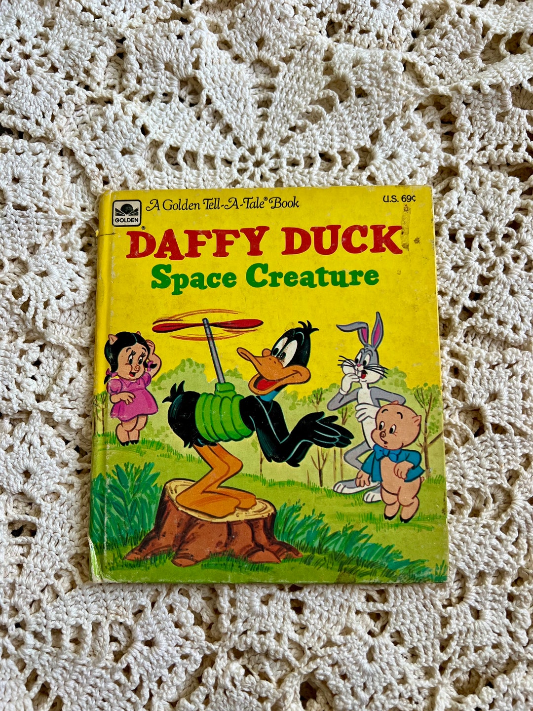 Looney Tunes Daffy Duck Space Creature Book Vintage 1977 Golden Books ...