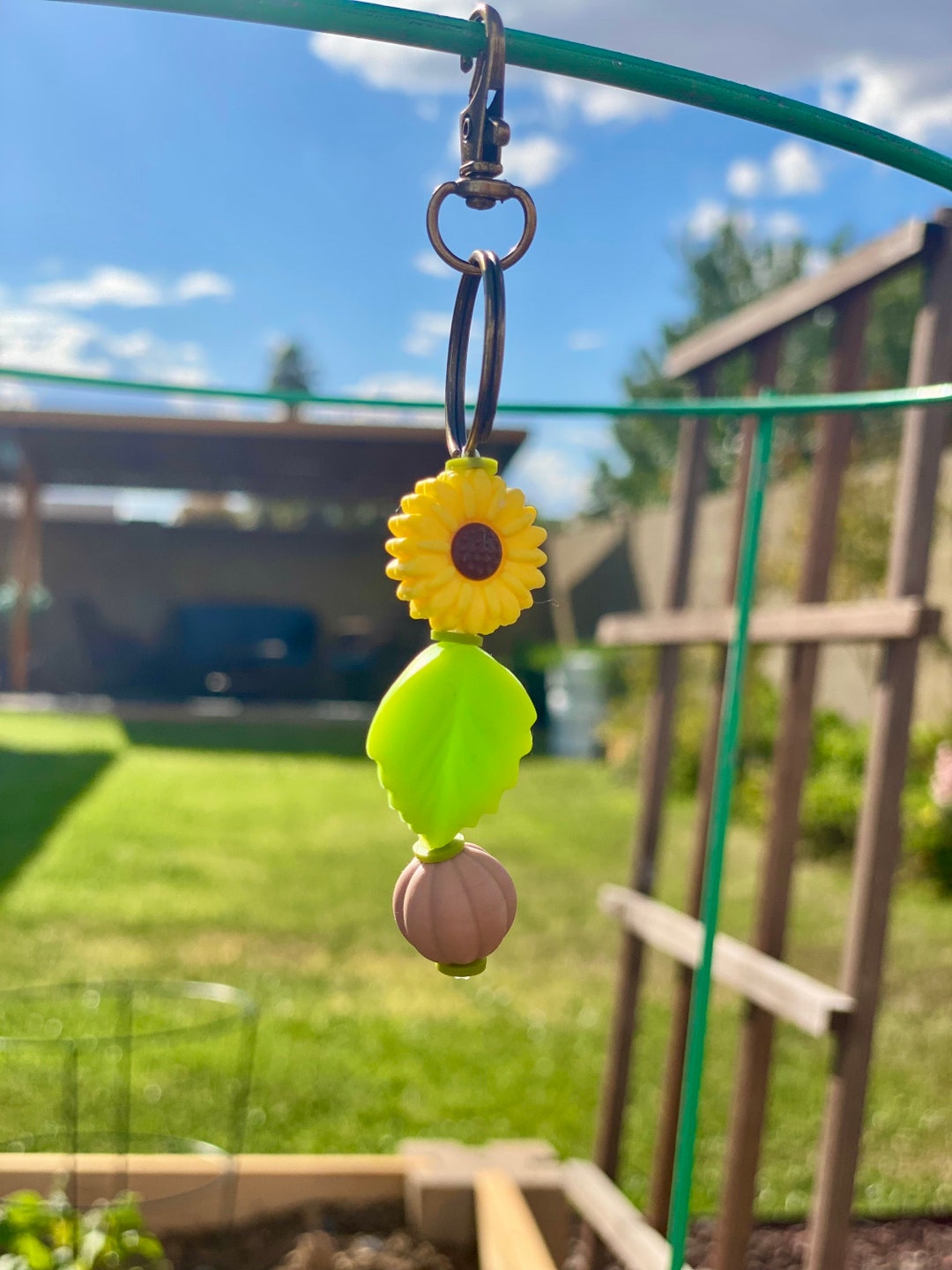 Sweet Sunflower Keychain/ Lanyard Charm/ Bag Charm. - Etsy
