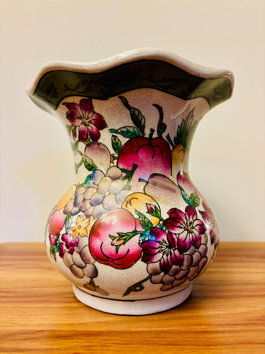 Elegant Chinese Floral Fruit Porcelain Crackle Glaze Vase Ideal for ...