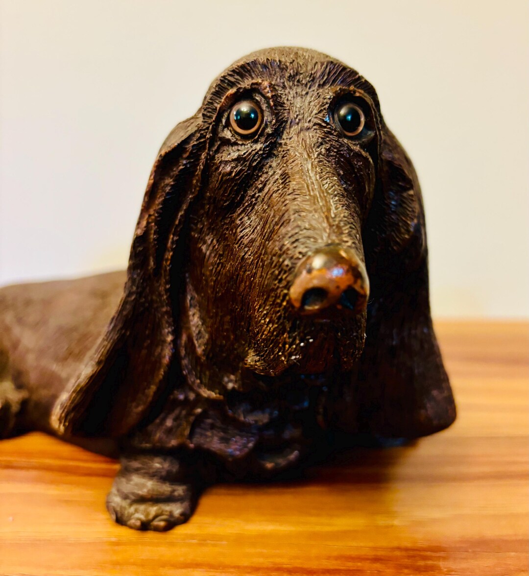 Vintage Basset Hound Figurine: Large Hand-painted Resin Dog Statue - Etsy