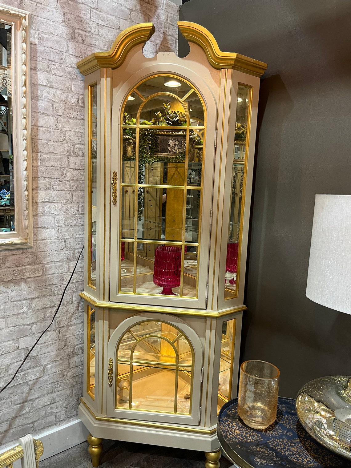 Antique Pulaski Curio Cabinet Ivory and Gold - Etsy Canada