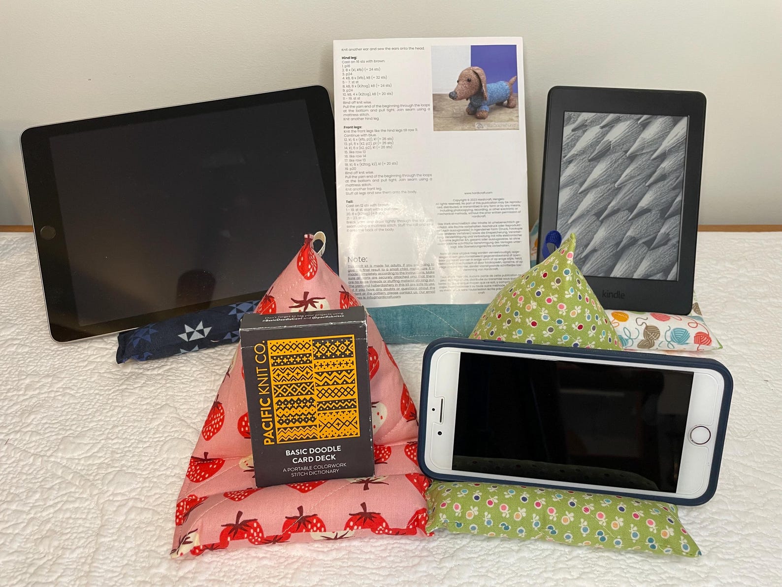 Electronic Device Prop: Hands-free Kindle, Phone and Tablet Pillow - Etsy