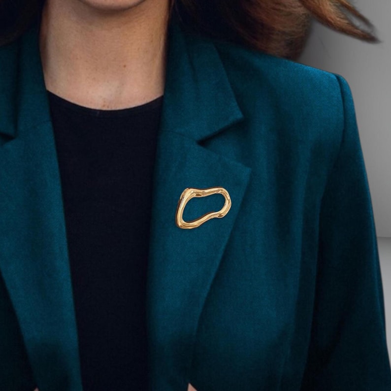 2026 Popular Elegant Gold Brooch Pin, Designer Brooch, Trendy Brooch ...