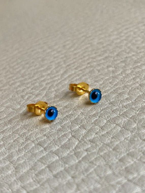 Vintage gold evil eye - Gem