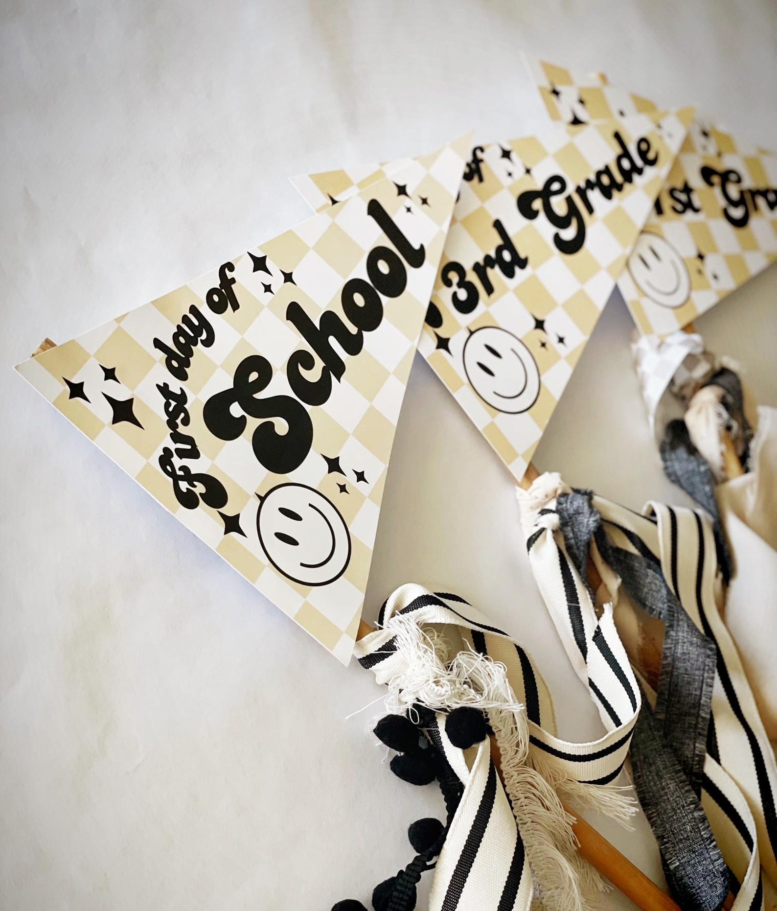 Back to School, First Day of School, Last Day of School Printable ...