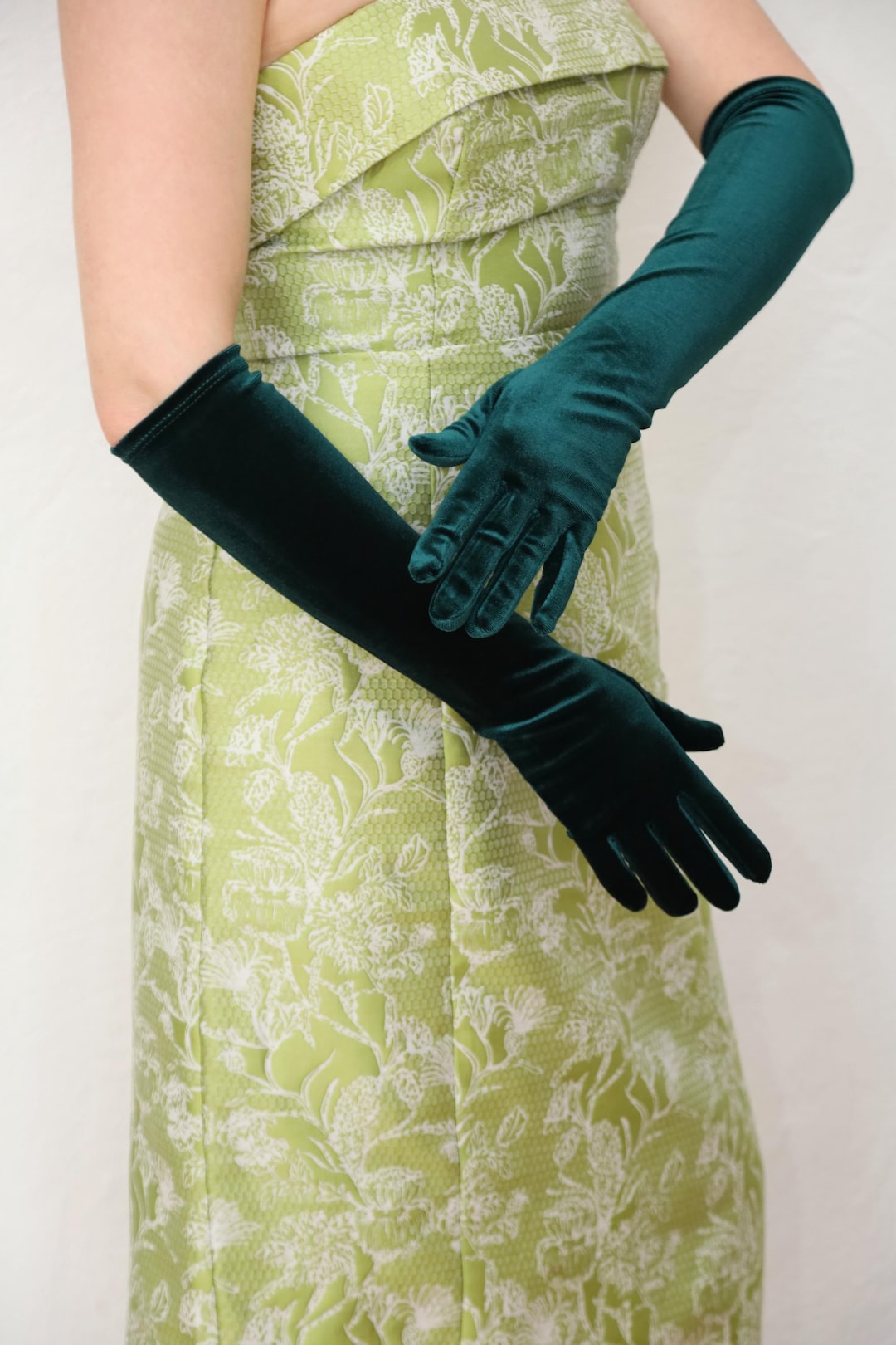 Green Velvet Gloves Below the Elbow Length Long Gloves Stretch 17" Dark ...