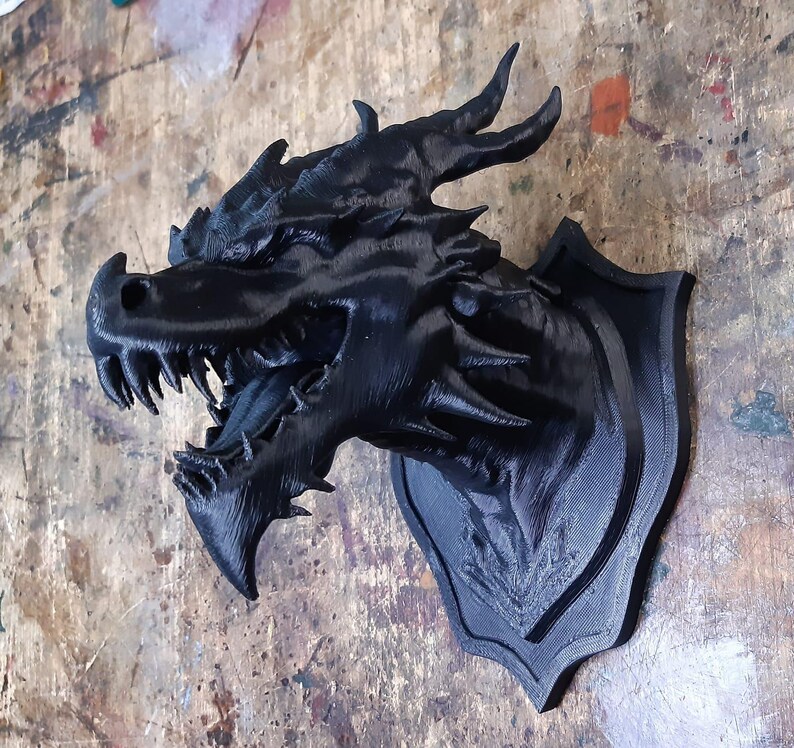 Dreadmaw Dragon Trophy – 3D Printed Dragon Head Wall Mount, Fantasy Decor for Taverns, Creative ...