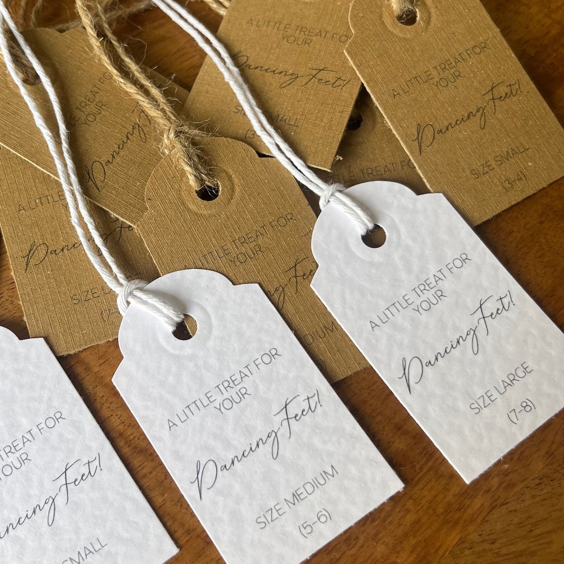 SCALLOPED Edge Wedding Flipflop Tags With Matching Twine. - Etsy UK