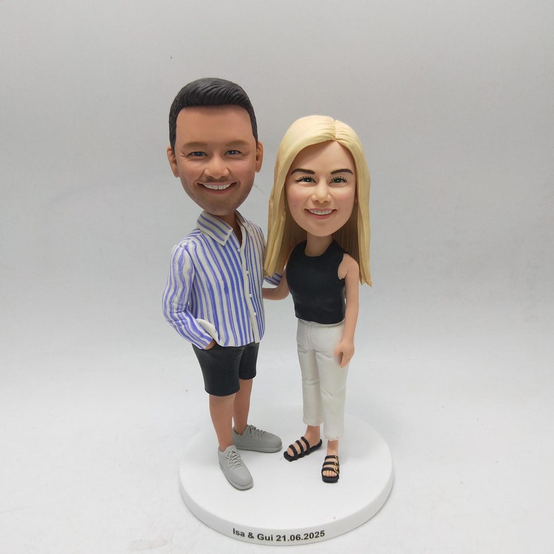 Custom Couple Bobblehead Personalized Gift for Anniversary, Engagement ...