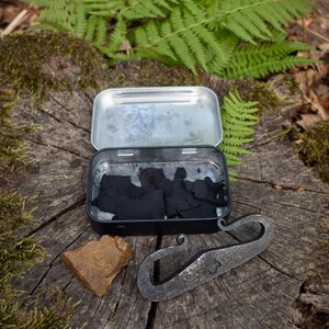 Flint Steel Fire Starter Kit, Medieval Firesteel, Handforged Steel ...