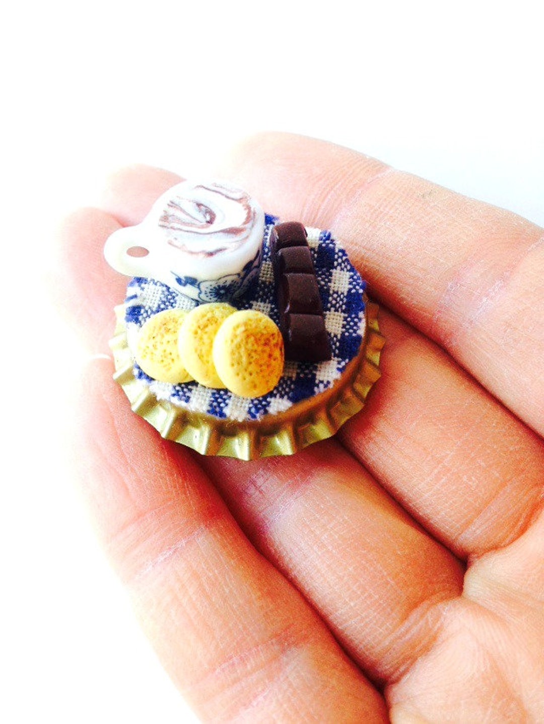 Magnet the LITTLE SHORTBREAD CAKES With Coffee Cup Chocolate Bar ...