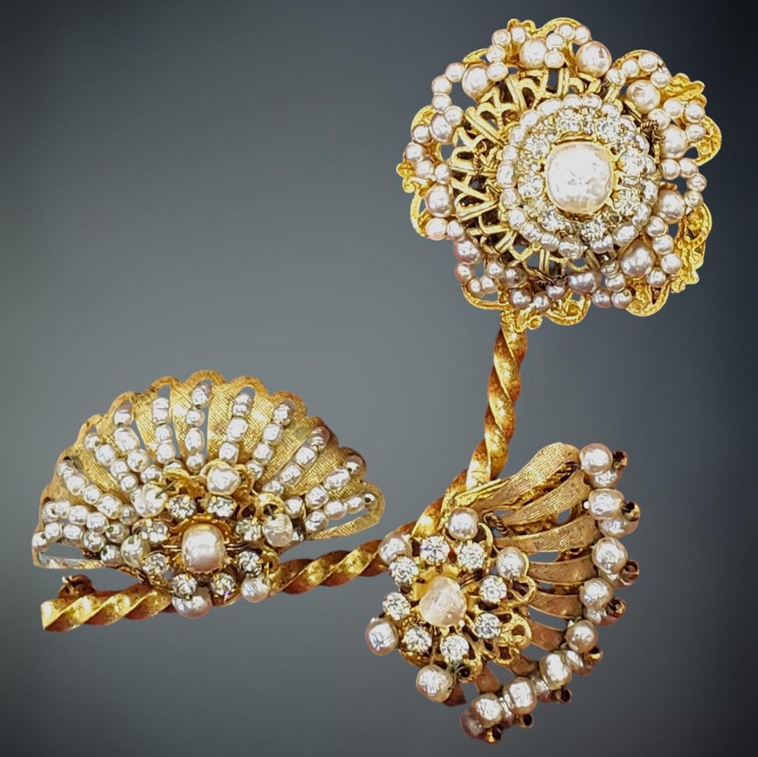 Miriam Haskell Baroque Style Pearl Goldtone Flower Fan Brooch Horseshoe ...