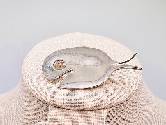 Handmade Whale Pin - Gem