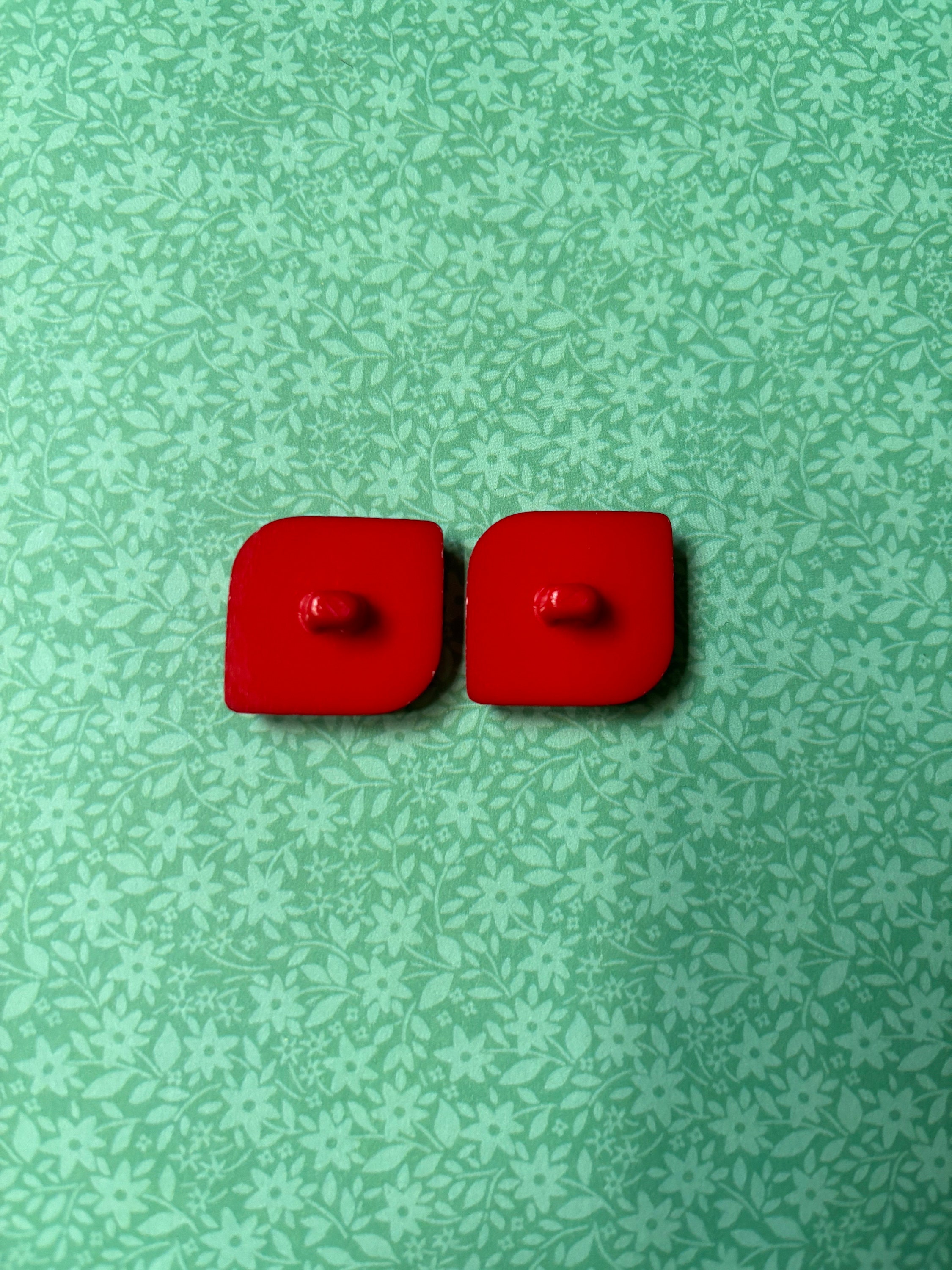 Set of 2 Red Chunky Triangular Vintage Buttons - Etsy