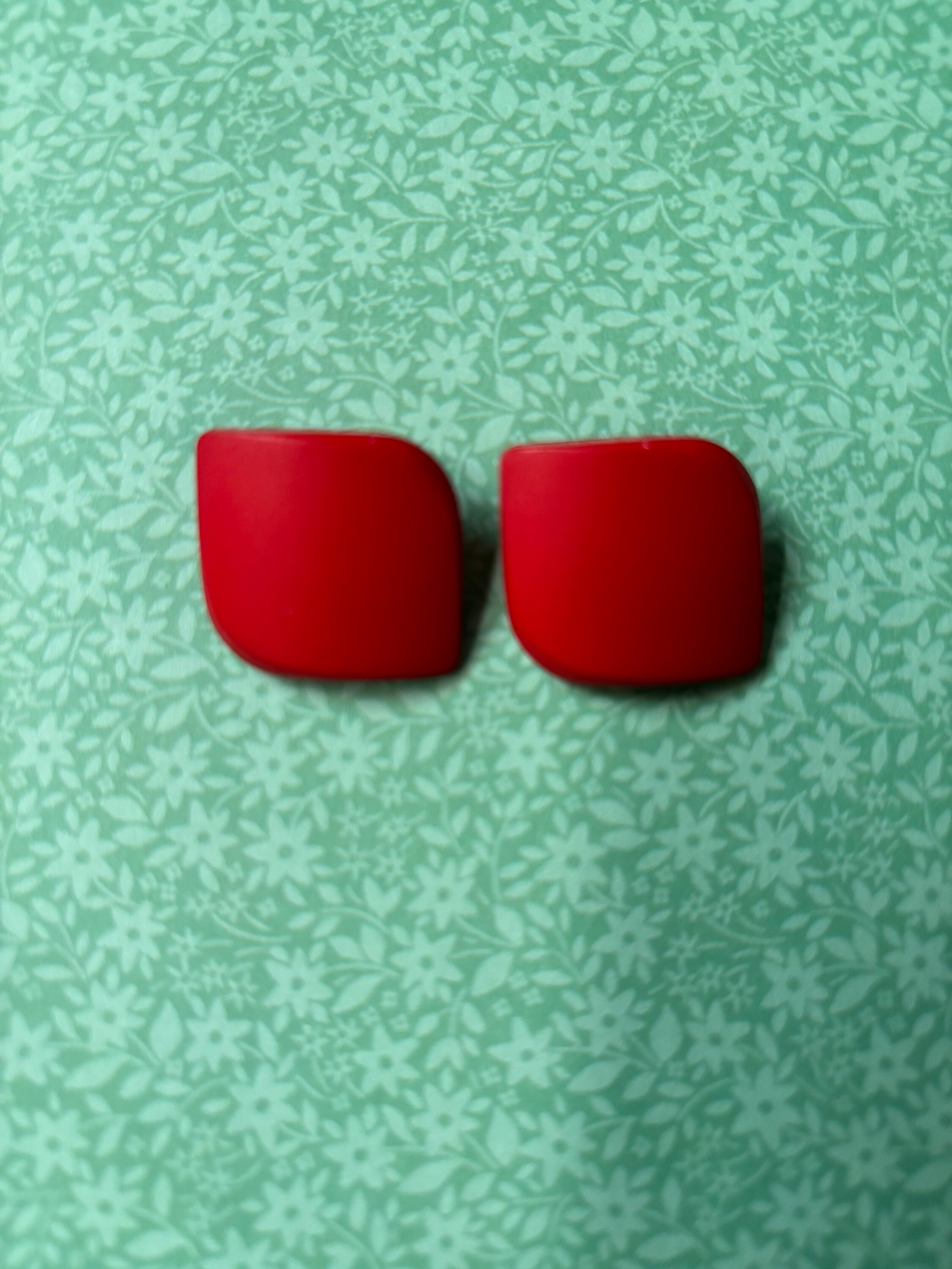 Set of 2 Red Chunky Triangular Vintage Buttons - Etsy