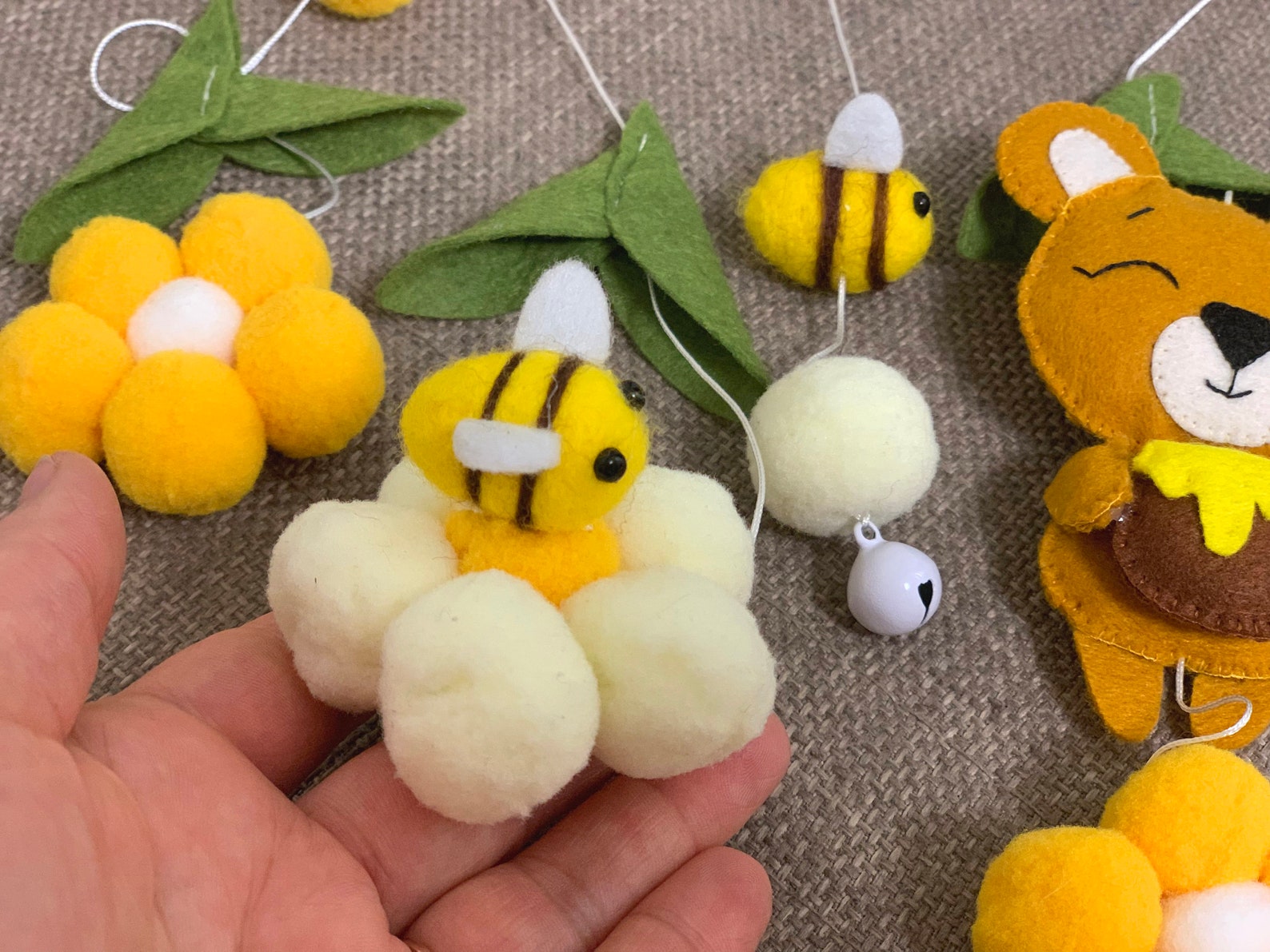 Bear Mobile, Bee Mobile, Bumblebee Flowers, Felt Mobile Honey Bee ...