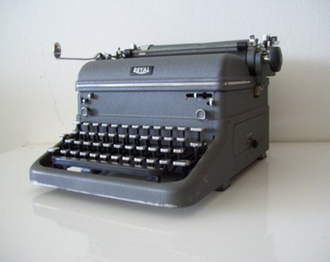 40s Royal Manual Typewriter - Etsy