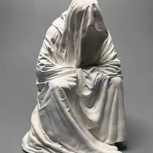 Cloak of Conscience Wizards' Gown Plaster Statue Saruman Dune Mystery ...