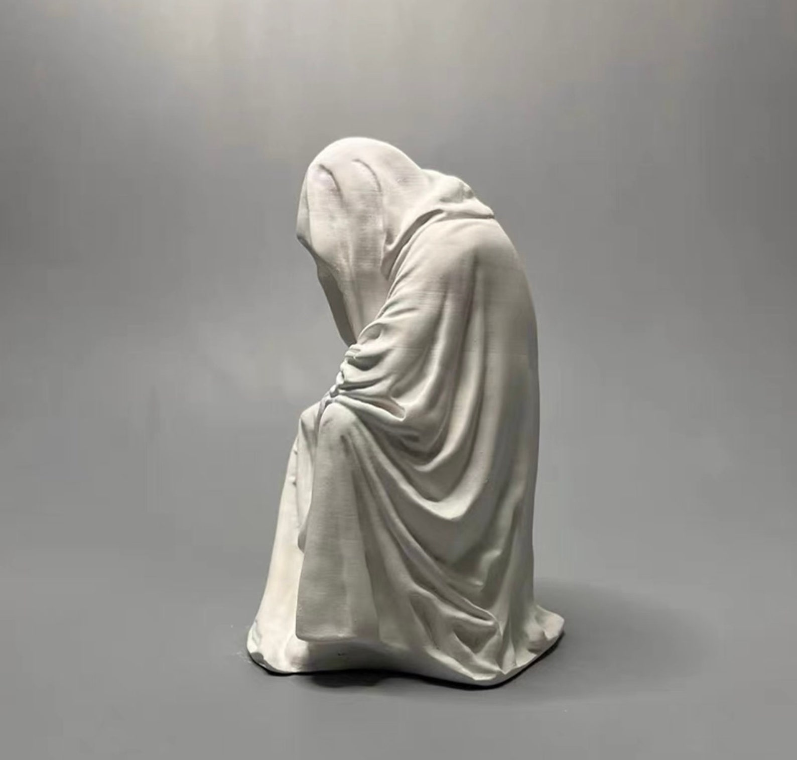 Cloak of Conscience Wizards' Gown Plaster Statue Saruman Dune Mystery ...