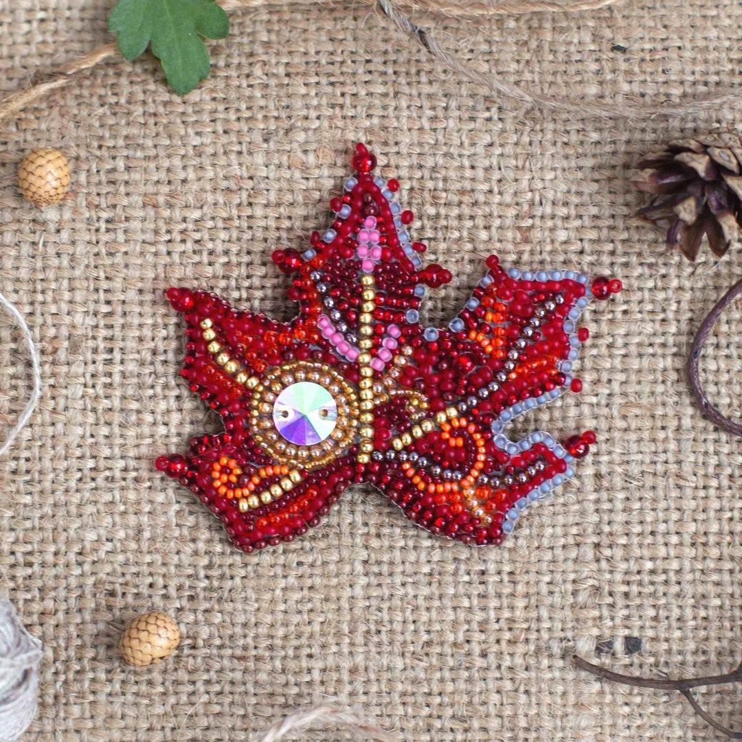 Maple Leaf Handmade Beaded Brooch, Floral Embroidery Brooch, Art Glass ...