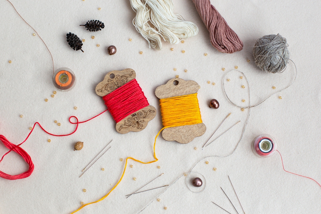 Hanging Thread Organizer for Embroidery Supplies, Set of 10 Embroidery ...