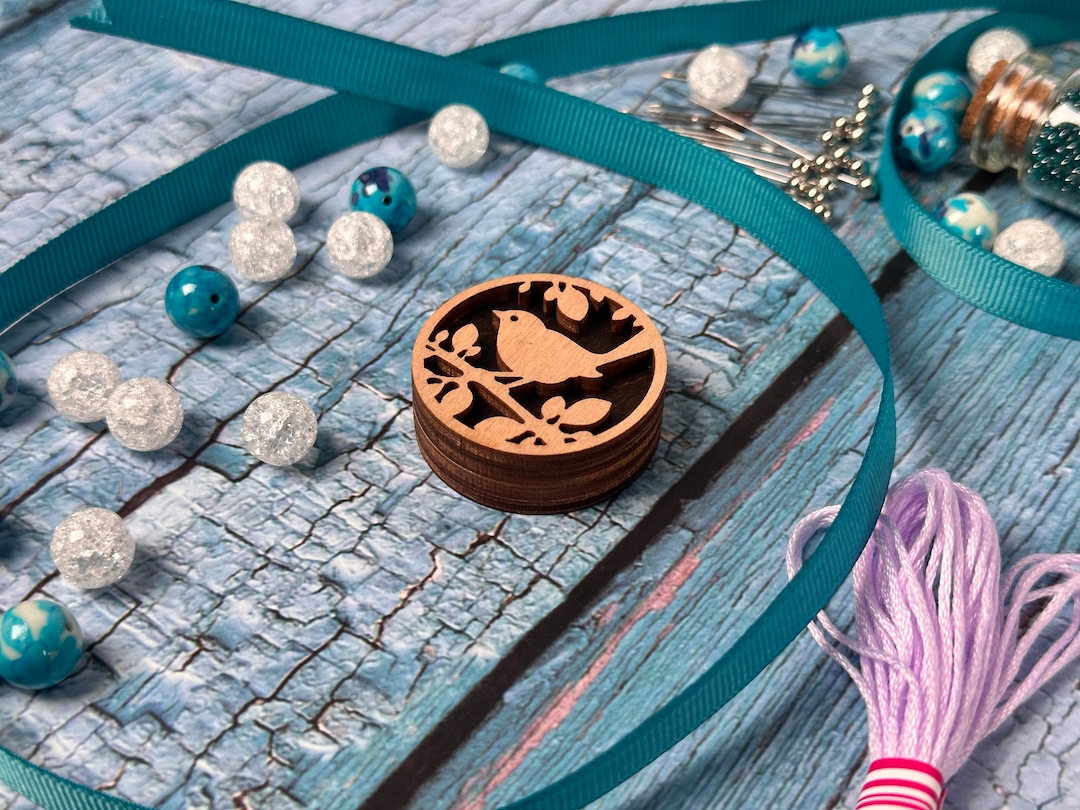 Double-sided Wooden Magnetic Needle Holder: Sewing Needle Keeper - Etsy