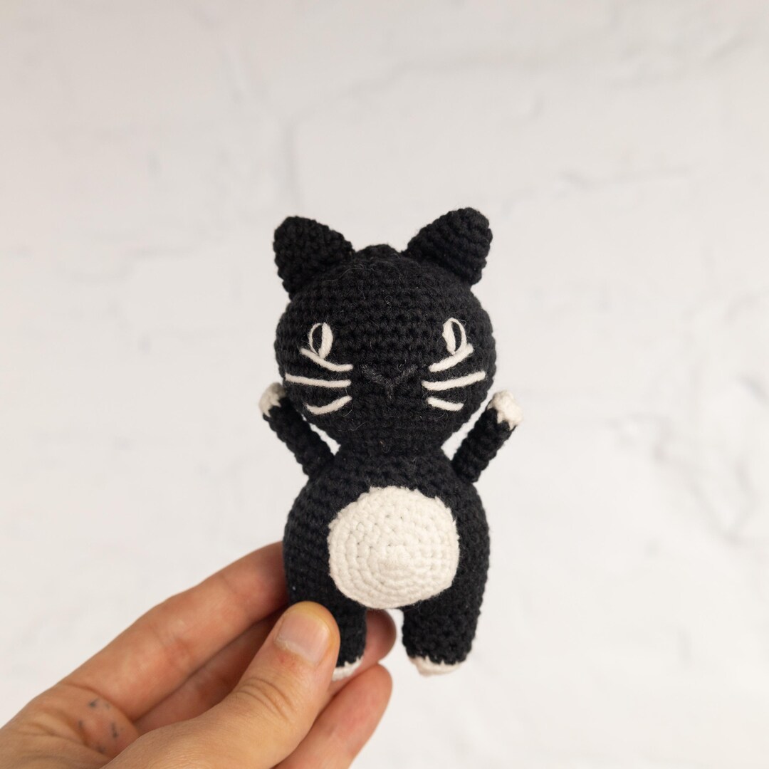 Black Cat Crochet Kit for Adults, Beginner Crochet Kit, Animal ...