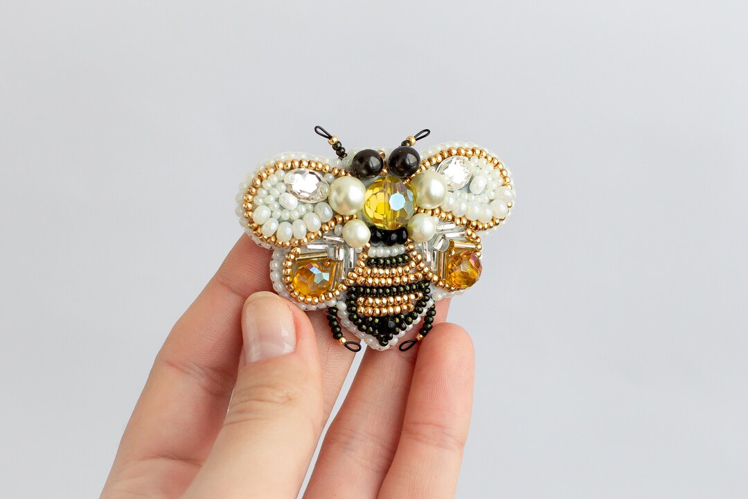 Bead Embroidery Kit Honey Bee. Seed Bead Brooch Kit. DIY Craft Kit ...