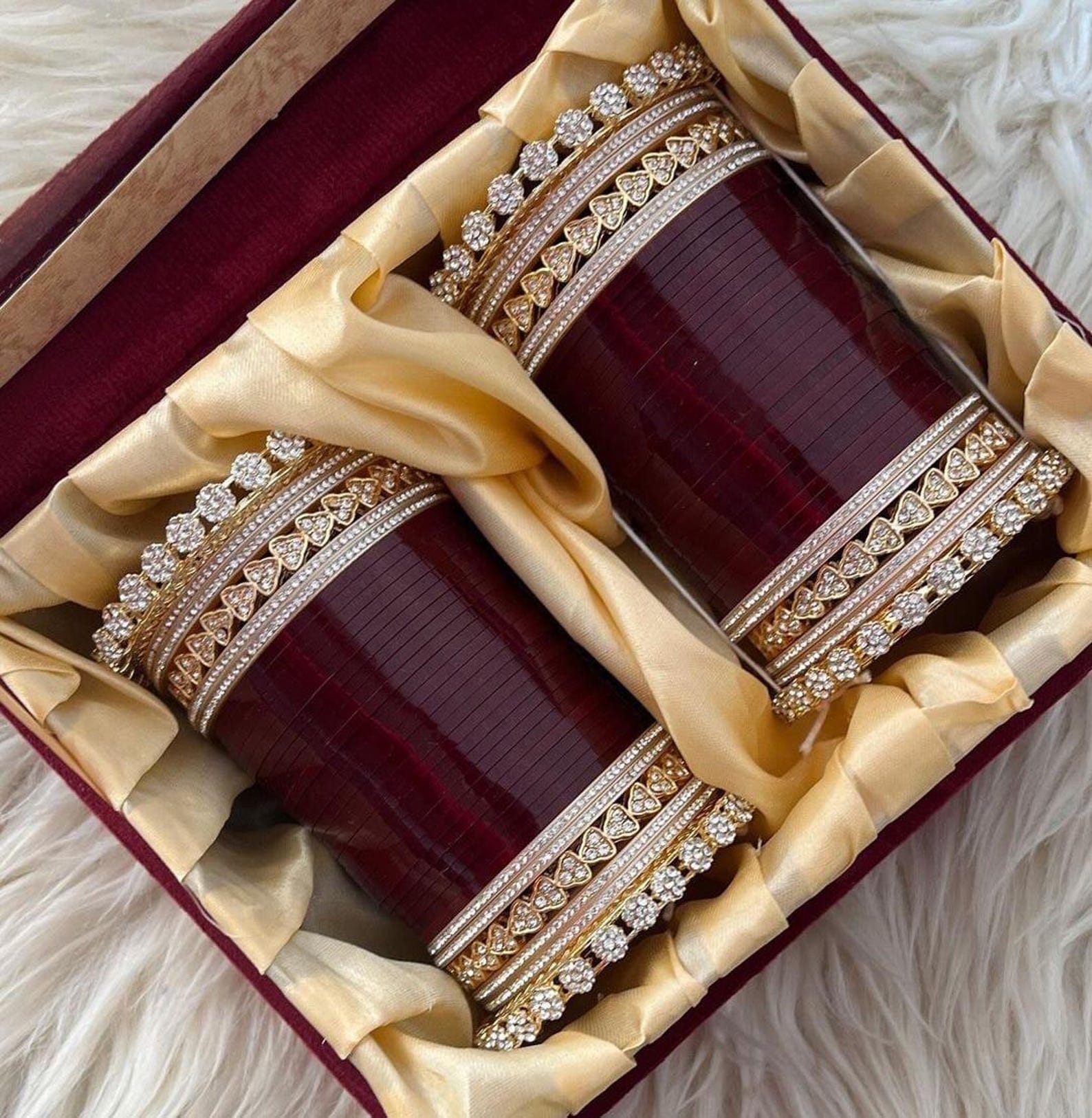 Traditional Bridal Chura, Punjabi White Dotted Chuda, Wedding Bangles ...