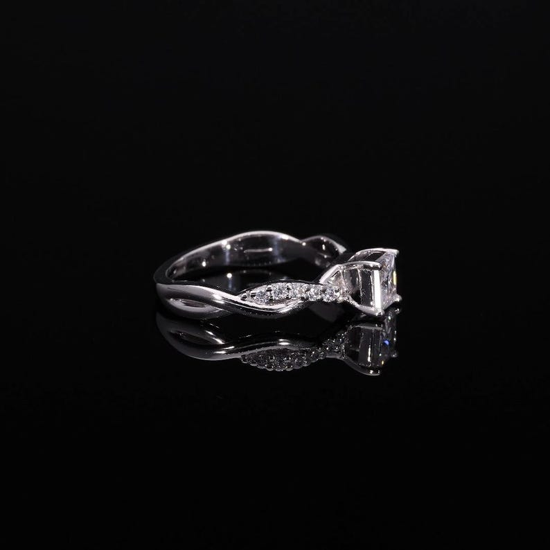 Princess Cut Lab Grown Diamond Engagement Ring, Twisted Band Free ...