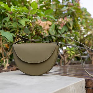 Everyday Crossbody Bag, Leather Shoulder Purse, Half Round Bag, Women ...